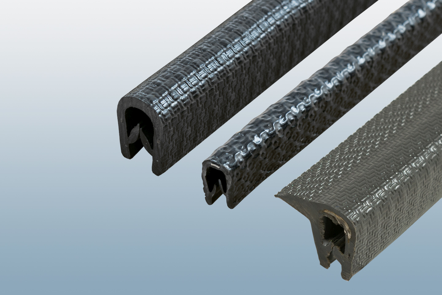 Flexible edge protection profiles and sealing profiles for industry